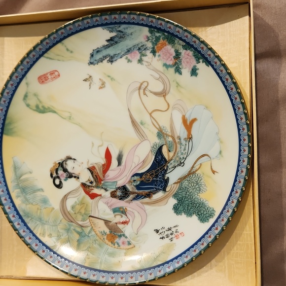 Art | Plate From Beauties Of The Red Mansion Series Paochai | Poshmark